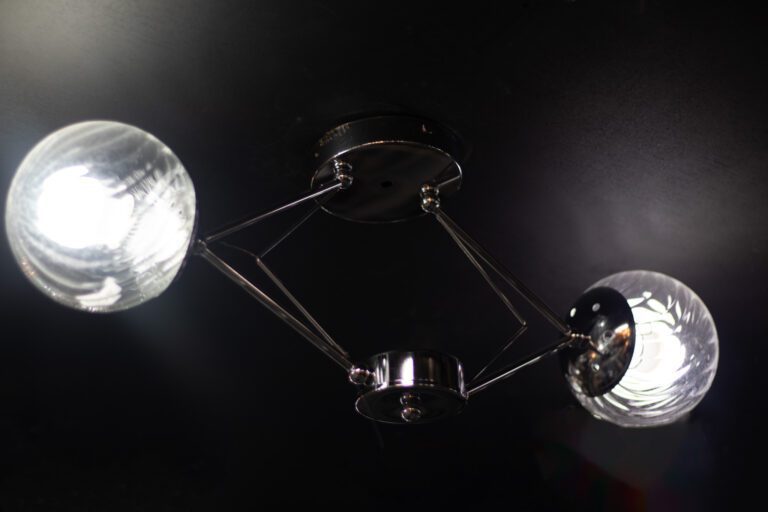 LIGHTING - Dunn's