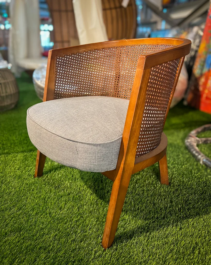 MID-CENTURY MODERN CANE ACCENT CHAIR - Dunn's