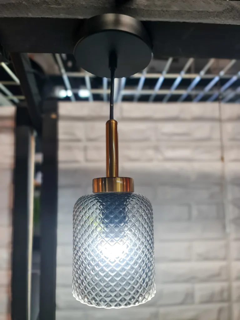 MODERN INDUSTRIAL GLASS PENDANT LIGHT - Dunn's