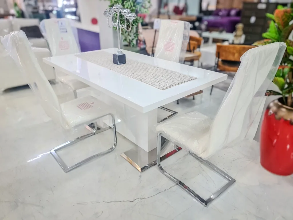 MODERN WHITE HIGH-GLOSS DINING SET – ELEGANT & CONTEMPORARY DESIGN - Dunn's