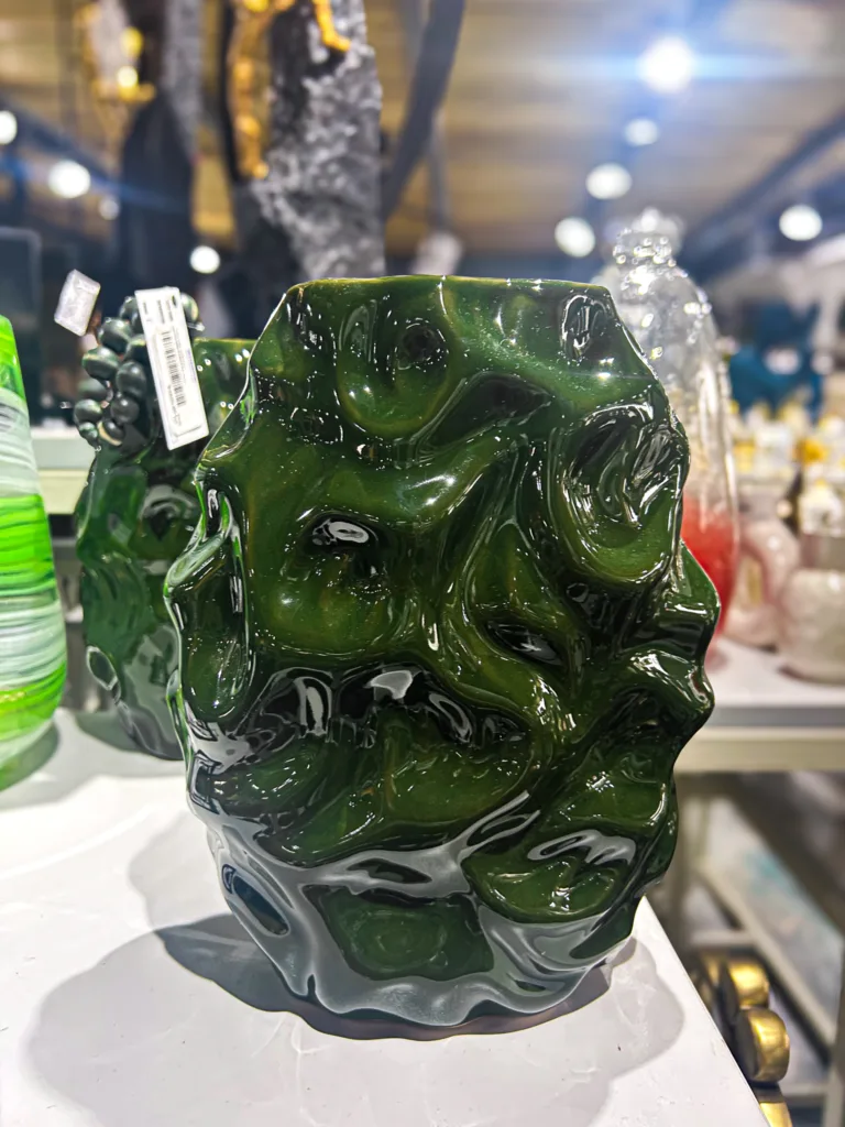 Dark Green Vase Terran - Dunn's